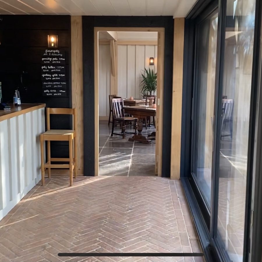 The Flower Pots Inn & Brewery